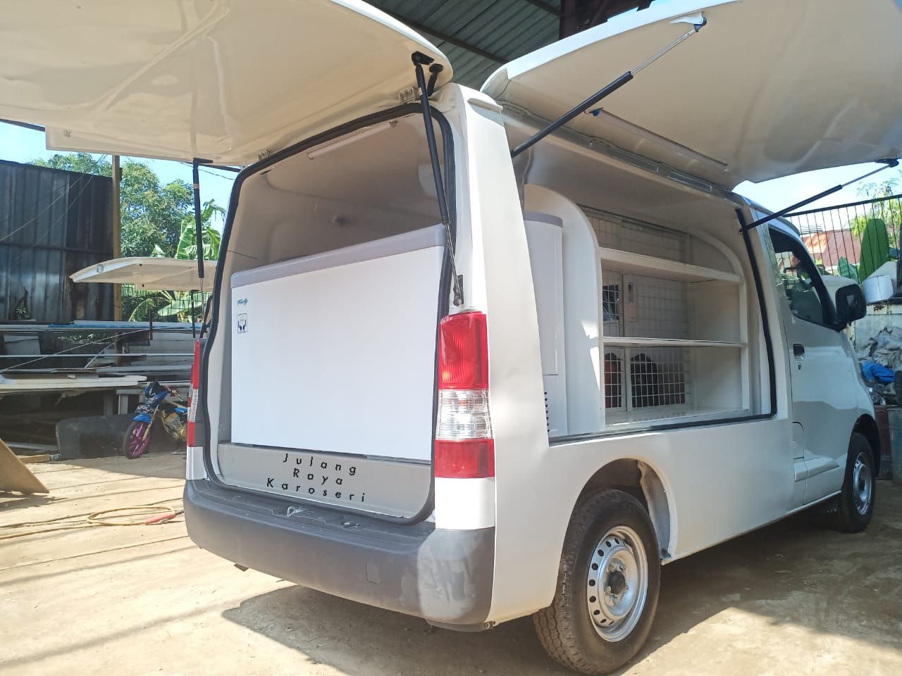 Bagaimana Produk Kami Dibuat : Vendor Car/ Mobil Toko – Karoseri Julang ...